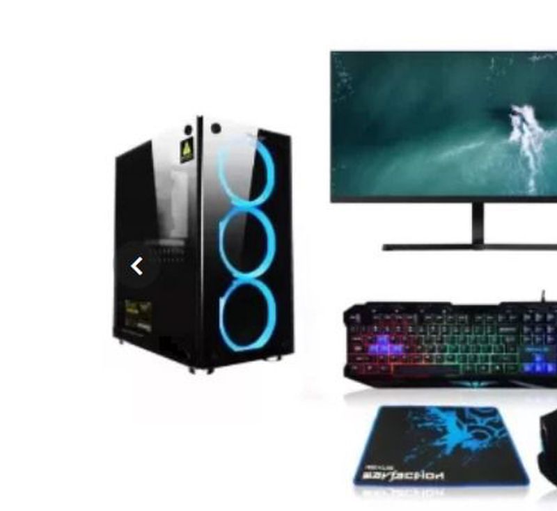 Satu Set Komputer PC Rakit