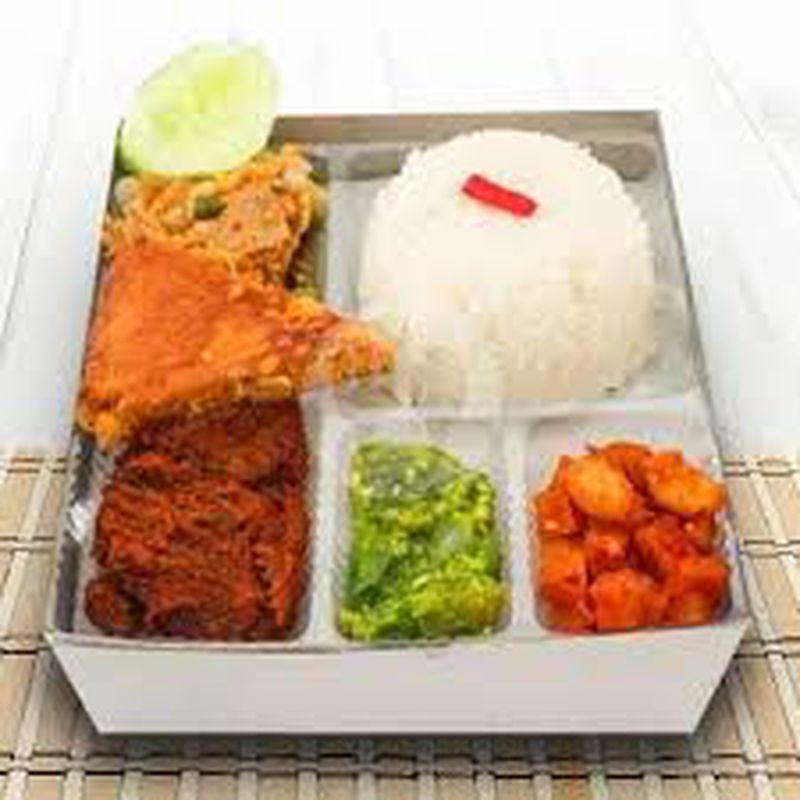 Nasi Kotak Rendang Telur