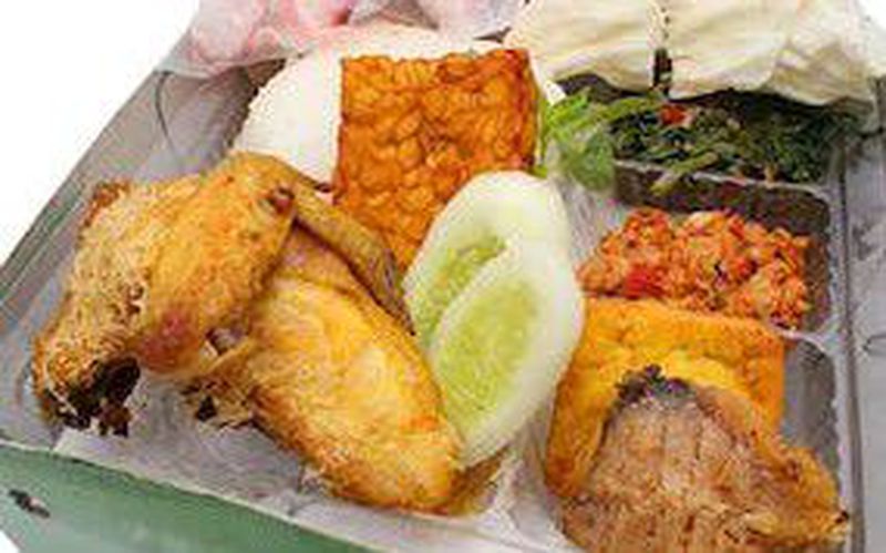 Paket Lunch box Sederhana