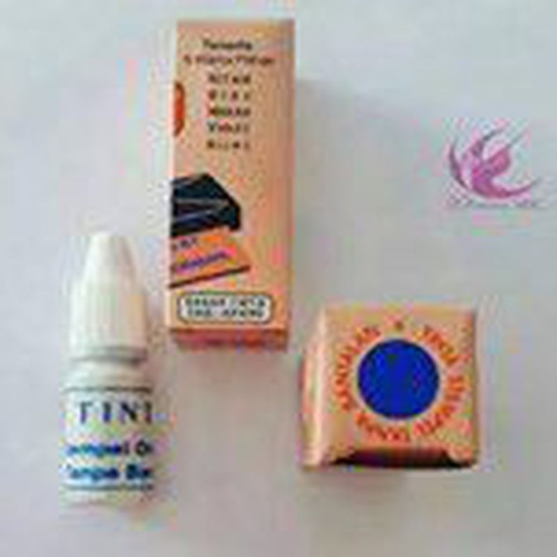Tinta Flash warna biru