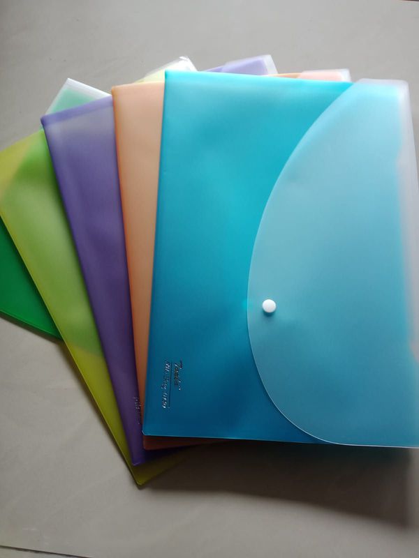 MAP KANCING PLASTIK TOPLA