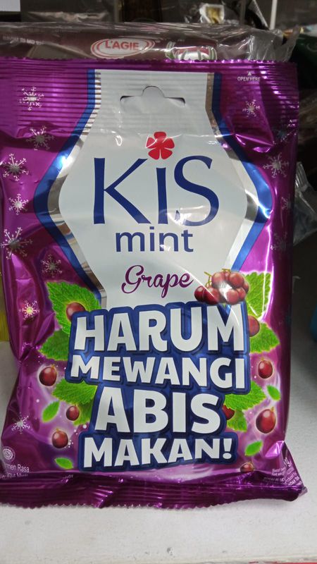 PERMEN KISS MINT GRAPE