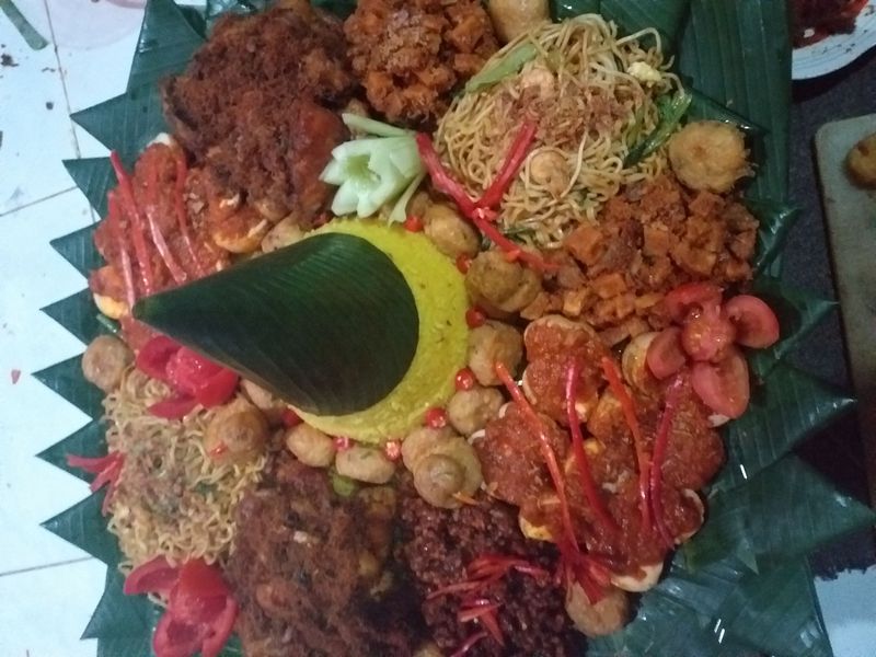 Nasi Tumpeng - Putih