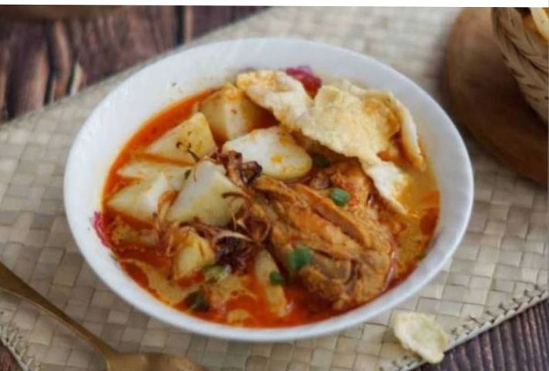 Lontong Ayam