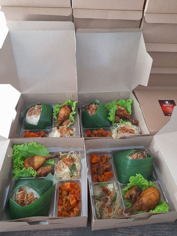 Nasi Box Paket 1