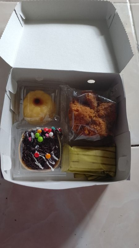 kue box