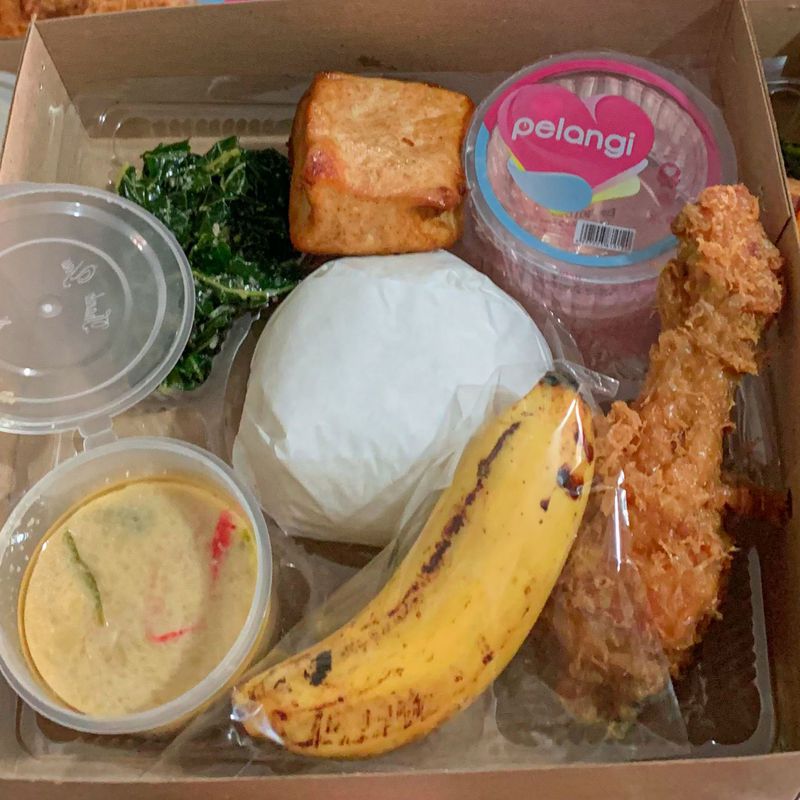Paket Nasi Box dan Snack Box