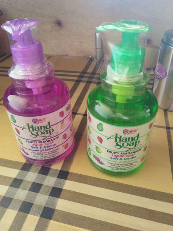 Sabun cuci tangan botol merk Yuri