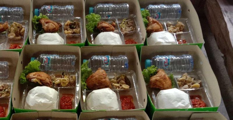 paket nasi box