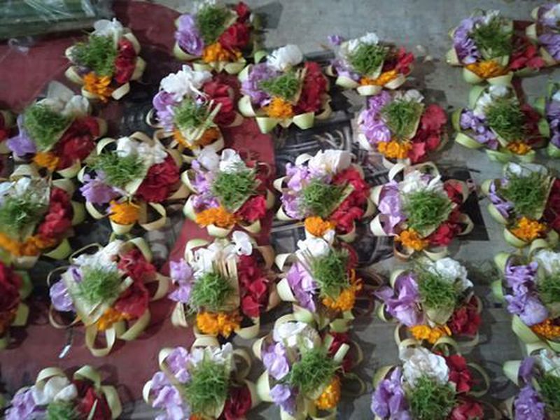 Canang Sari Cawu Kecil