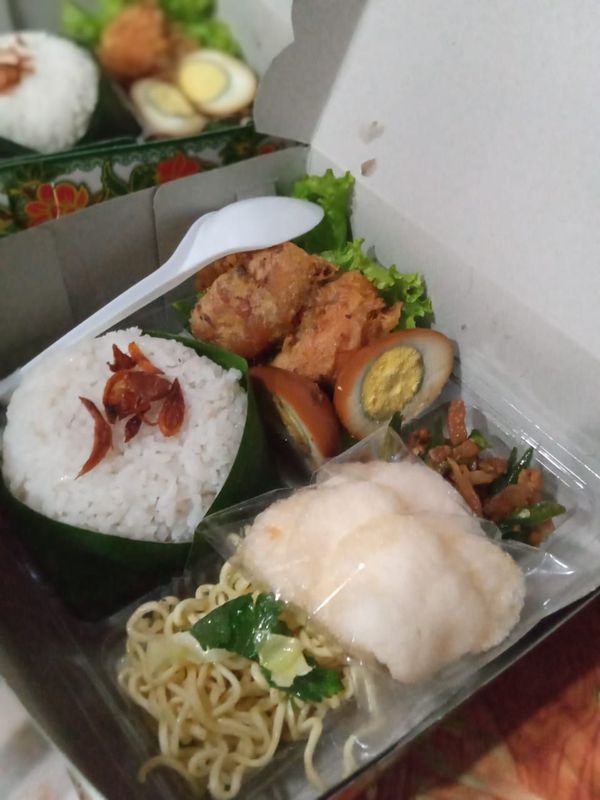 NASI UDUK BOX MBAK SIWI