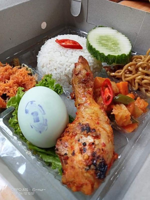 nasi kotak B