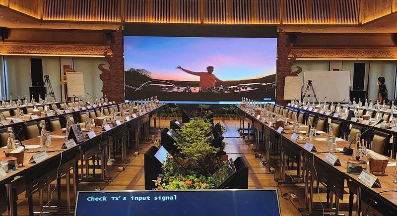 LED VIDEOTRON Size 5 x 2,5 M