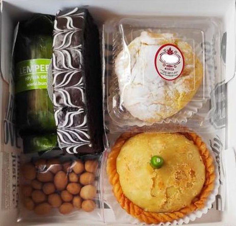 Snack Box Nans Catering