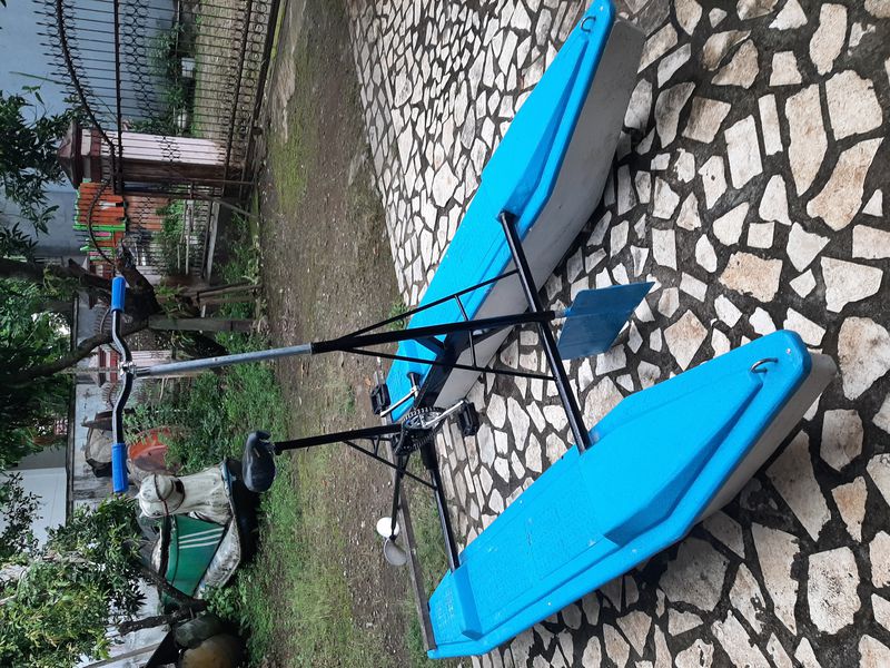 Sepeda air / Paddle Boat - Kuning