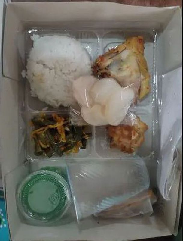 Nasi Box Paket 1