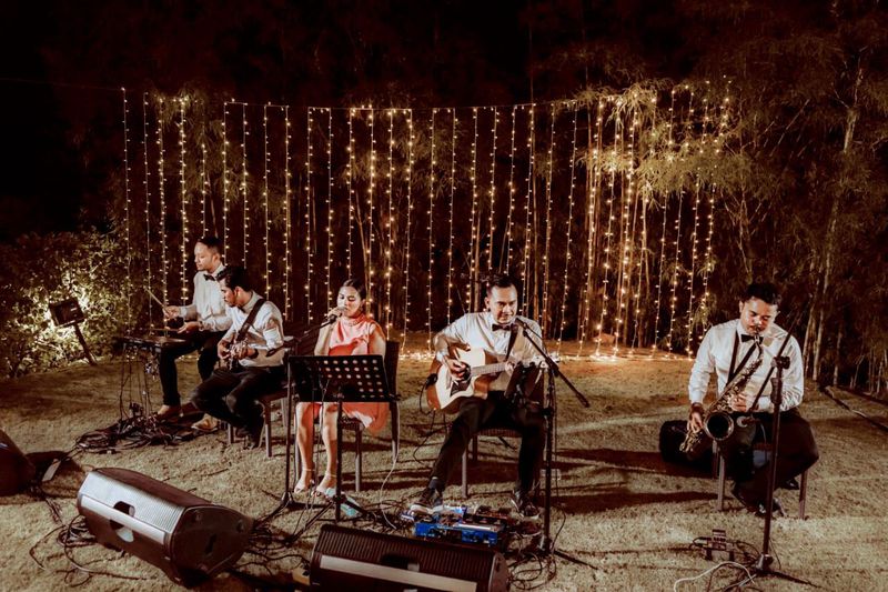 Sewa Package Acoustic Band 1