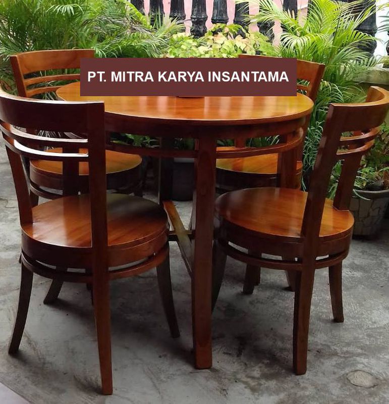 MEJA MAKANAN MINIMALIS