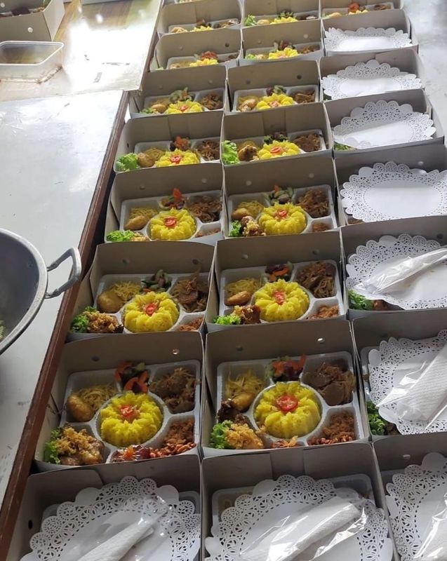 Nasi Kuning Sultan Komplit