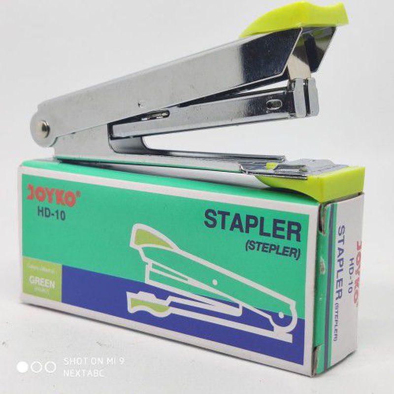 Staples No 10
