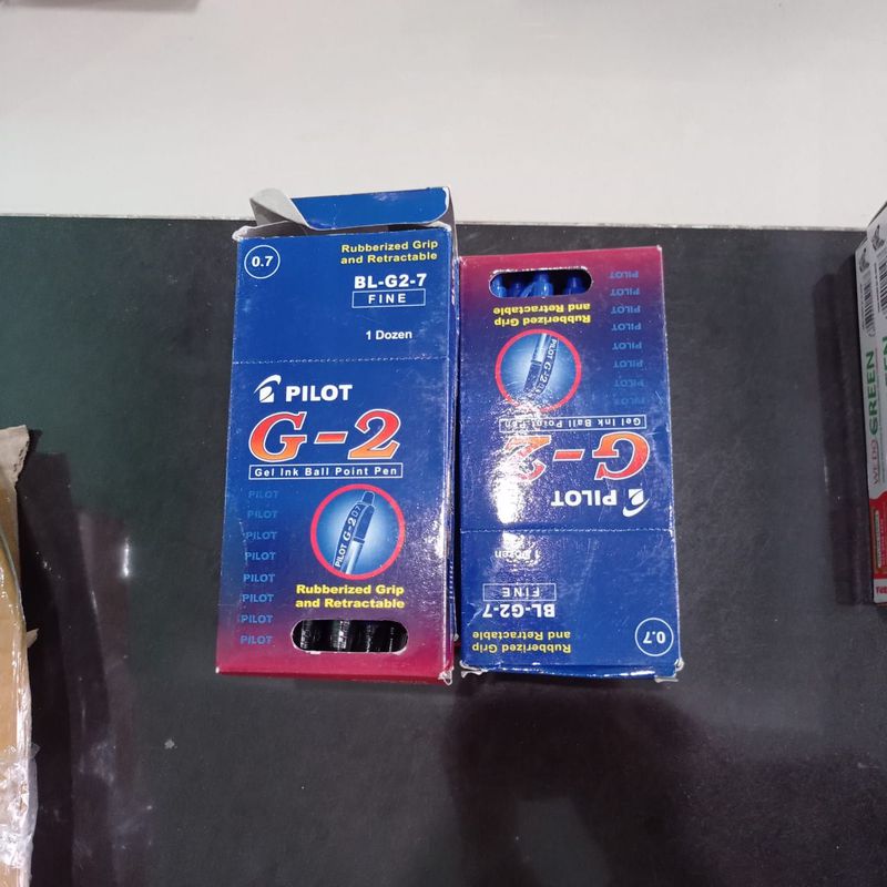 Pulpen Biru pilot g 2