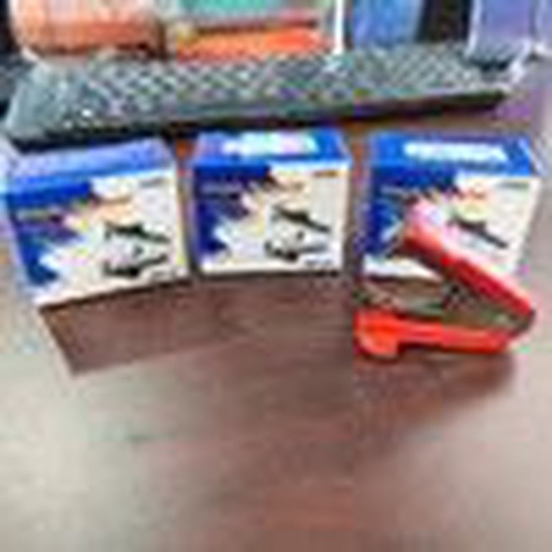 Pencabut Anak Hekter / Stapler Remover