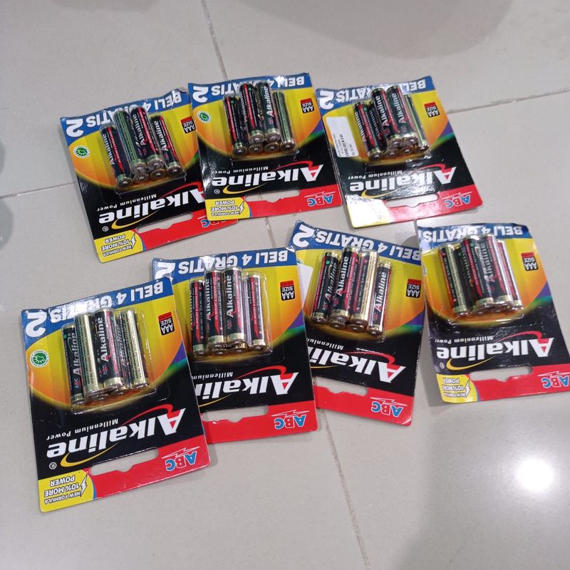 Baterai Alkaline AAA