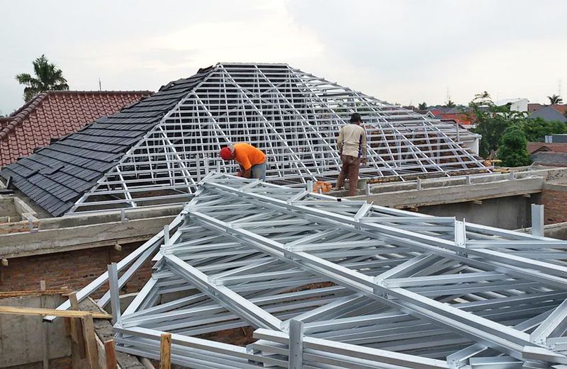 Jasa Pasang Rangka Atap