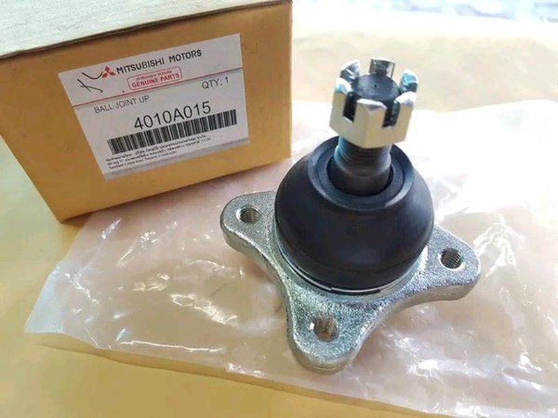 Ball Joint Atas Mobil Mitsubishi Pajero