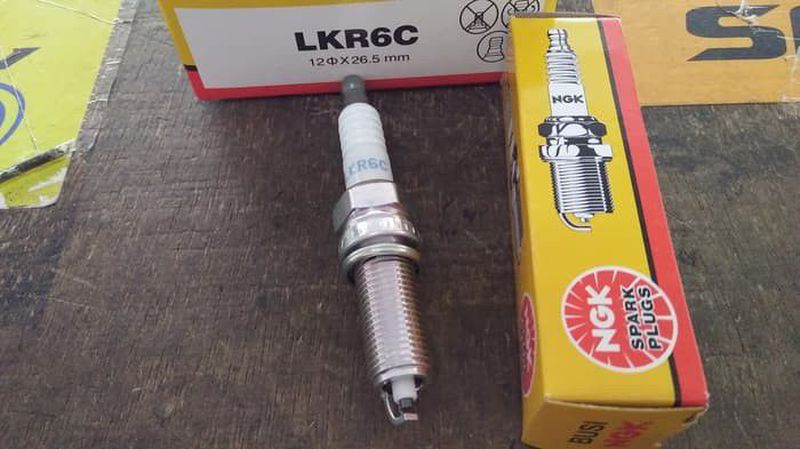 BUSI SPARK PLUG MOBIL DAIHATSU HI MAX HIMAX PICK UP LKR6C NGK ASLI