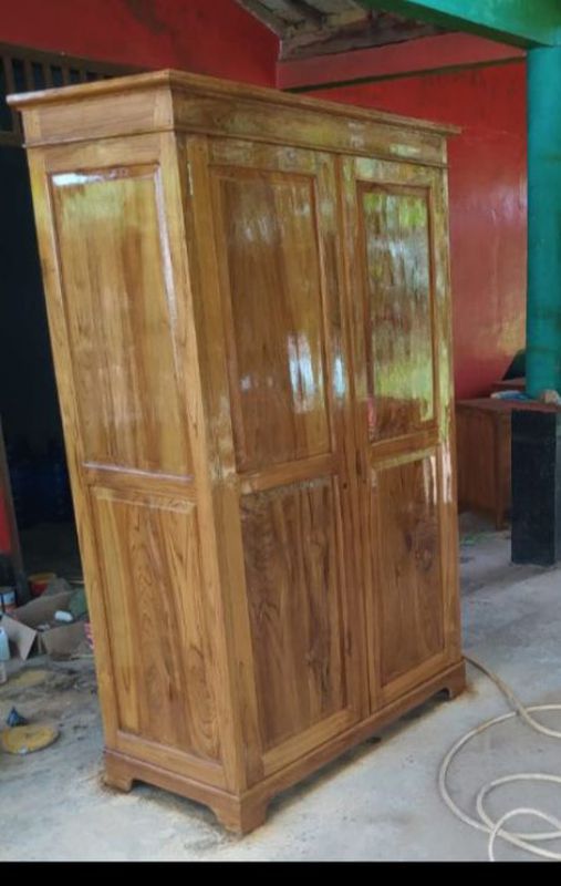 almari kayu