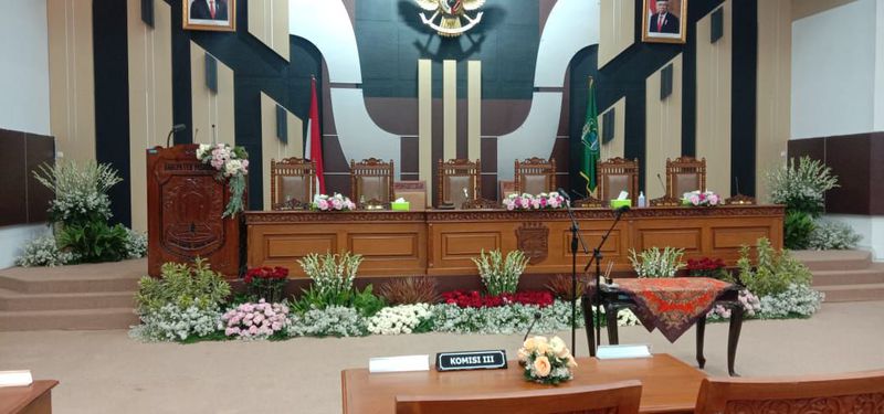 Dekorasi Bunga Hidup