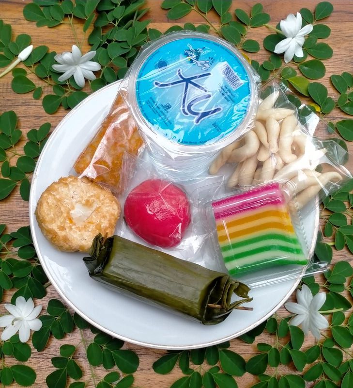 Paket Snack besar