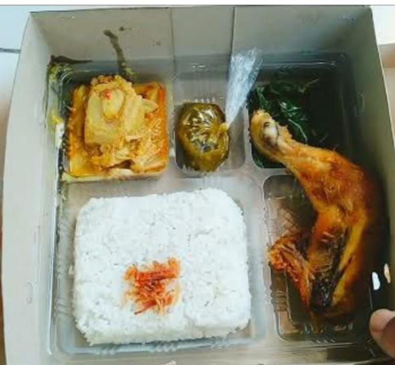 Nasi Kotak Ayam Kampung
