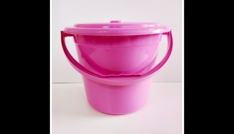 Ember plastik 6 galon