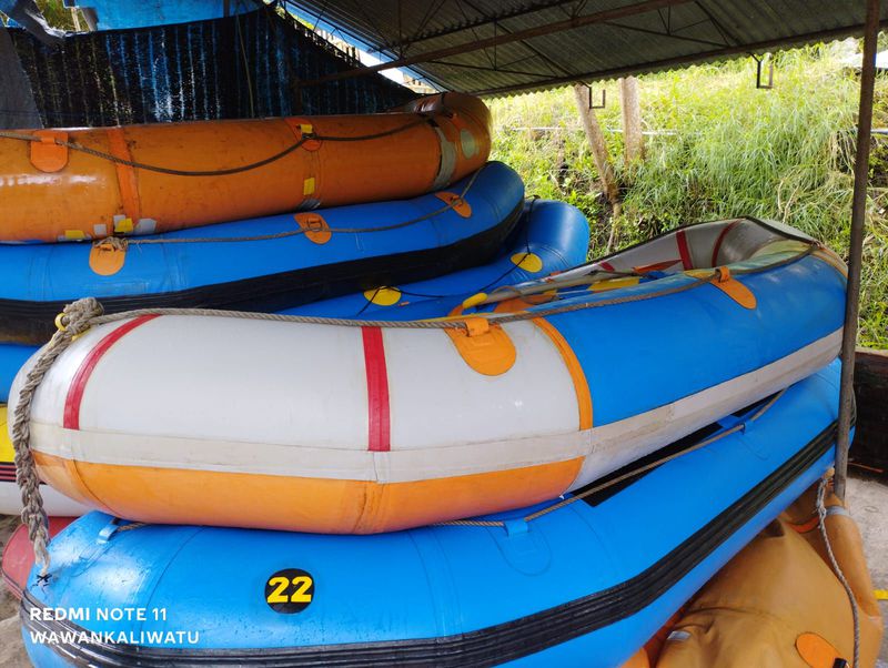 PERAHU KARET RAFTING - Orange