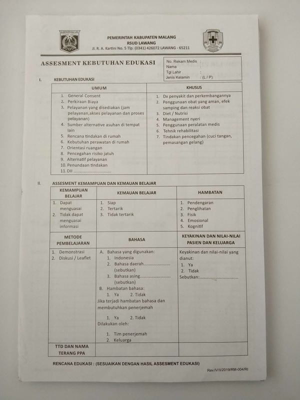 RMI 1 - RINGKASAN MASUK DAN KELUAR PASIEN