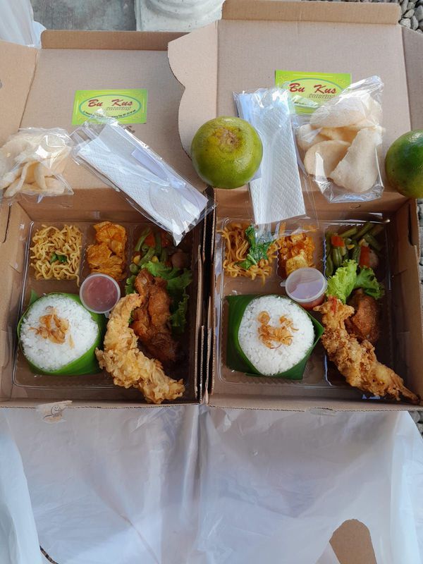 Nasi Udang Crispy - Lauk & Buah