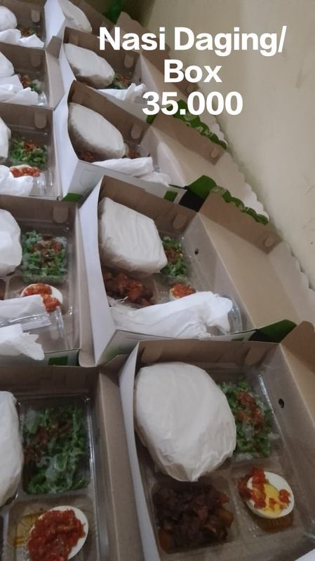 Paket Nasi Daging Box