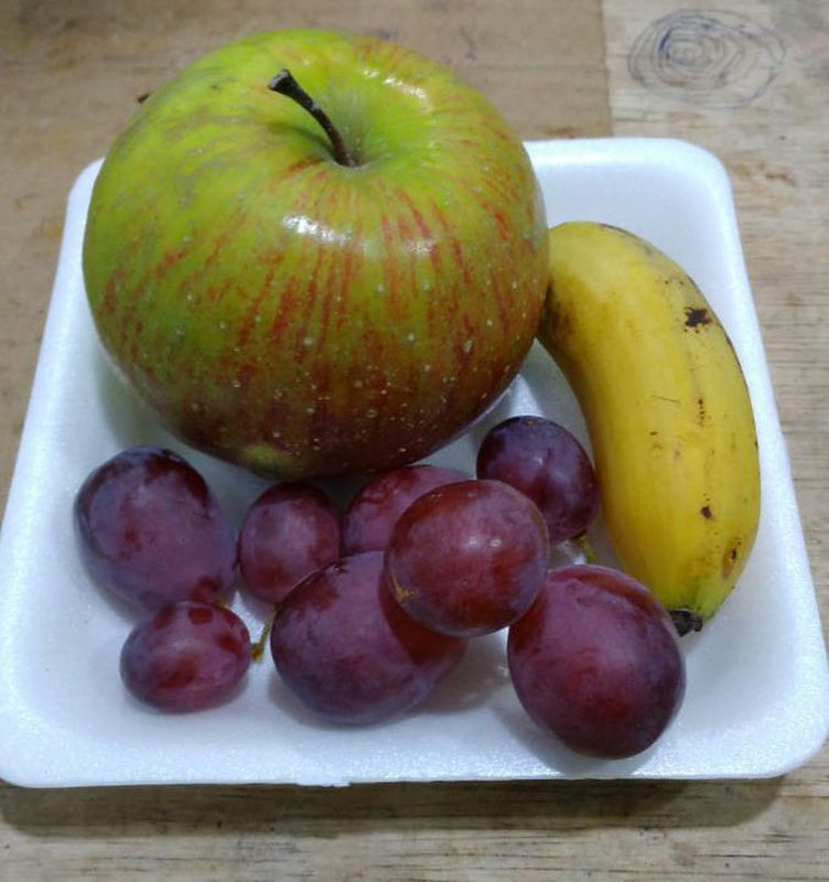 Paket Buah 1 by Wahyu Catering