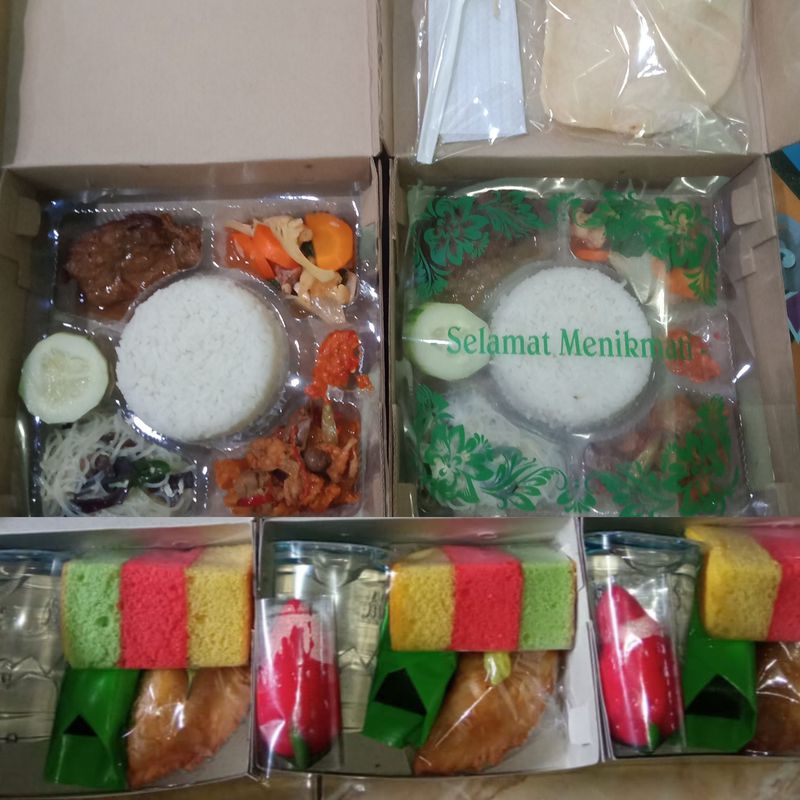 nasi kotak & snack Wr.@yamcocoh