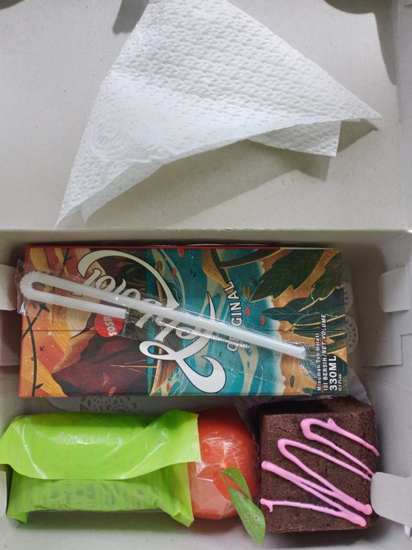 Snack Box + Teh Kotak