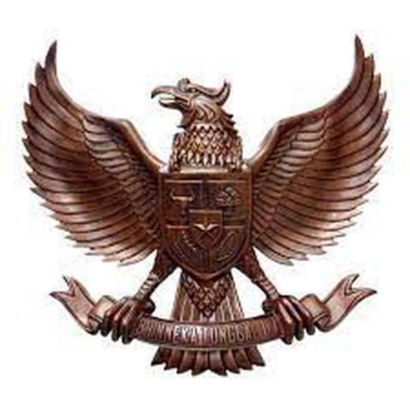 Patung Garuda Fiber