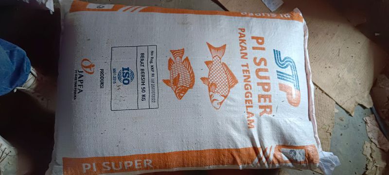 Pakan Tenggelam Comfeed / STP PI SUPER No. 2