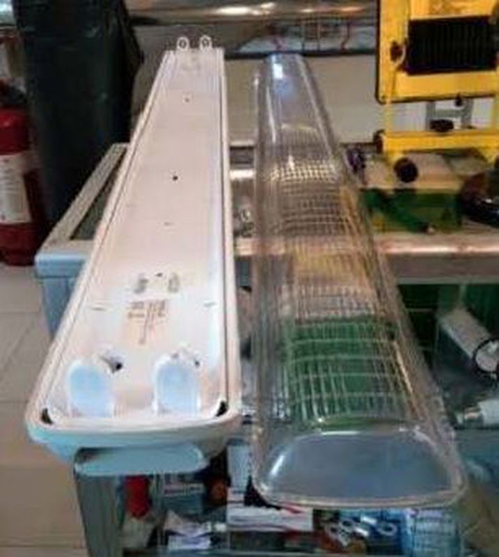 Kap Lampu TL cm (2 x 36 watt)