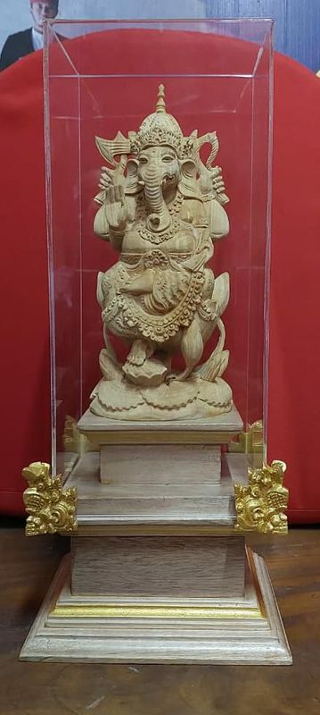 Patung Ganesha Besar