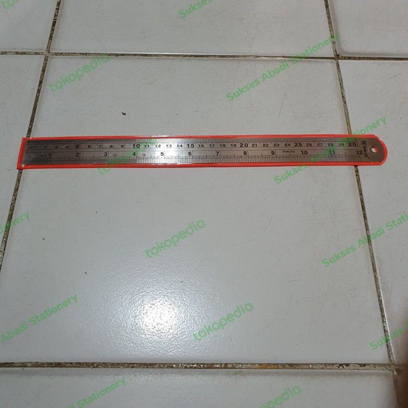 PENGGARIS BESI 30CM