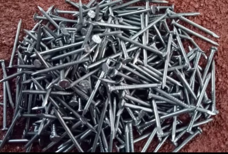 Paku ukuran 3 cm dan 5 cm