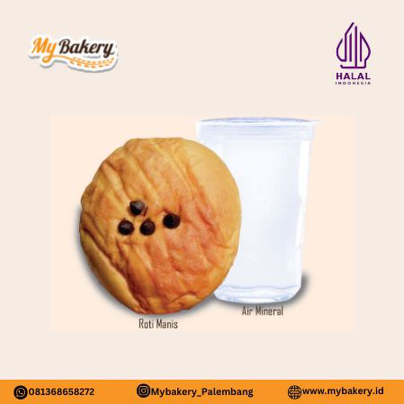 Snack box (Roti moka isi coklat, air mineral cup)