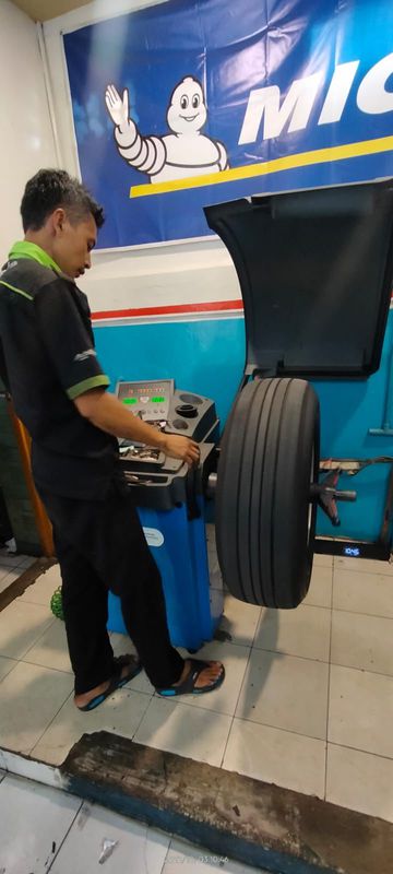 Paket Service Medium Kijang Inova